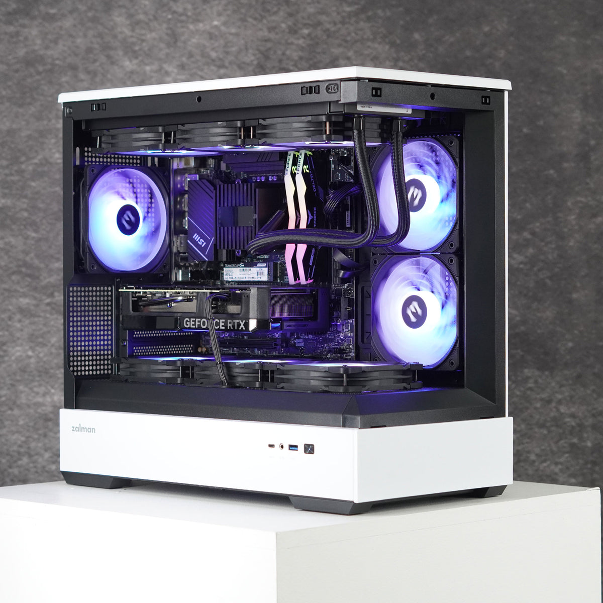 Hunter Ryzen 7 9800X3D - RTX 5070 - 32GB - 2TB – Playtech